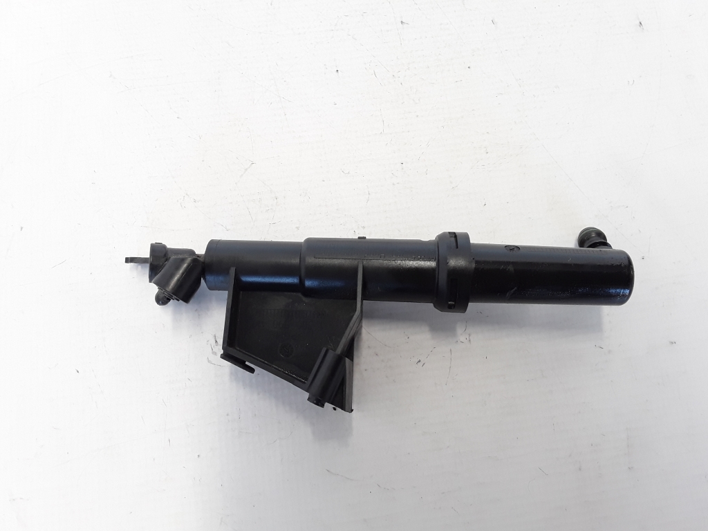 Used VOLVO C70 Headlamp spray nozzle 30698423