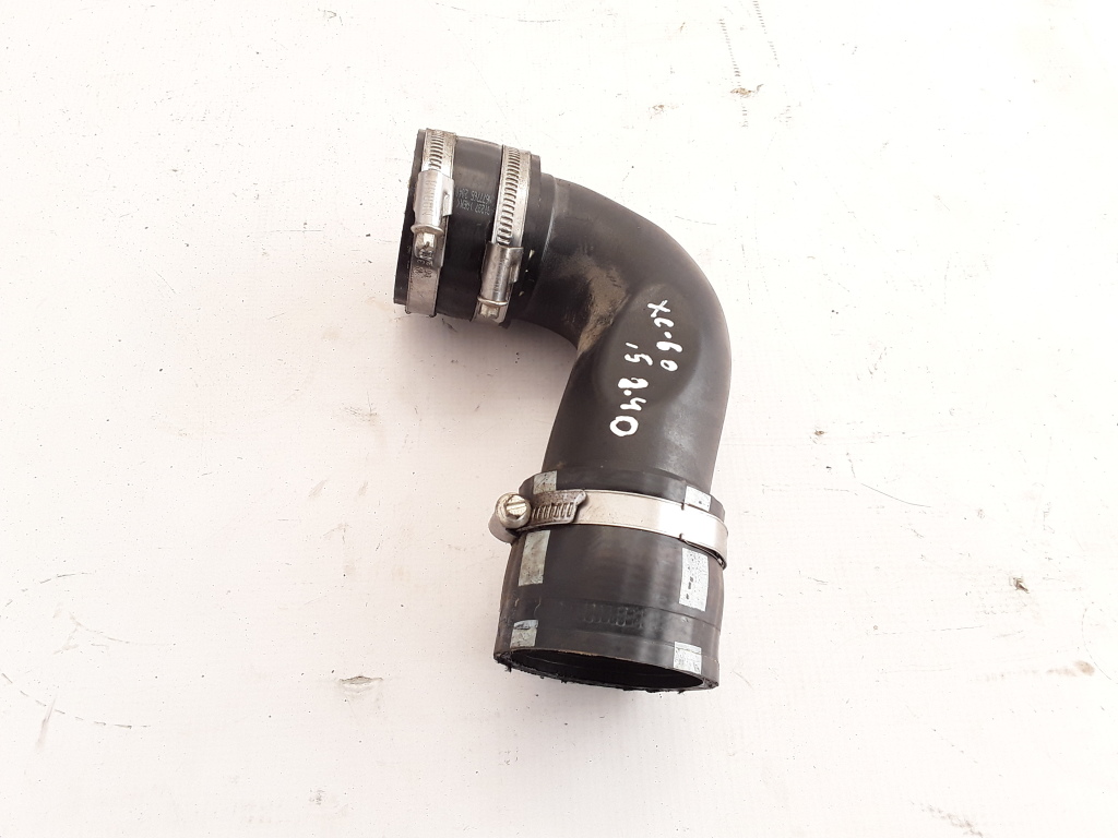 Used VOLVO XC60 EGR valve pipe 31431109