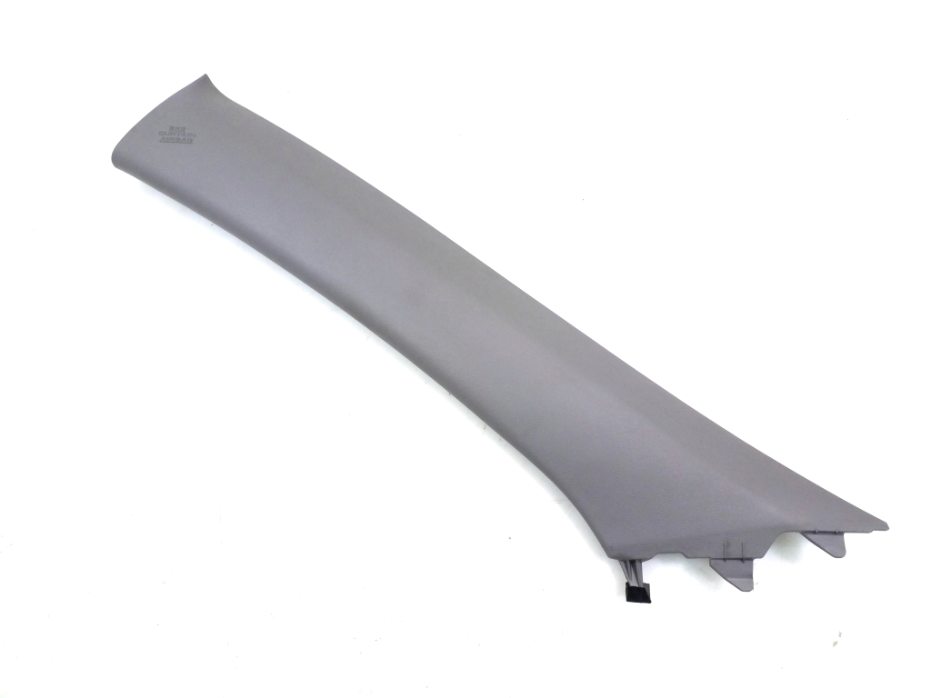 Used TOYOTA RAV 4 Interior trim of the front pillar to the glass ...