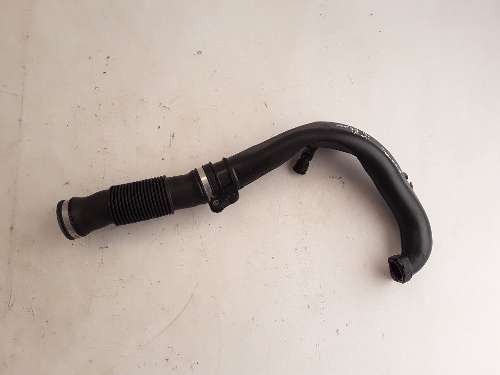 Used Dacia Lodgy Air intake hose 8200645723