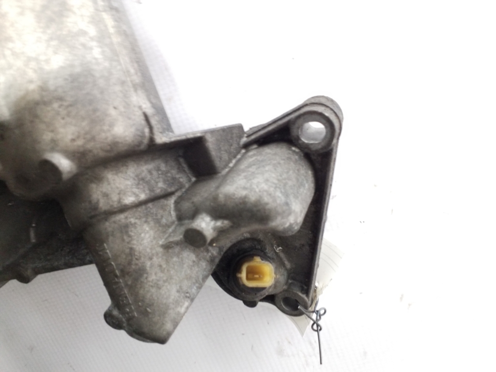Used RENAULT Master Oil cooler 8201005241