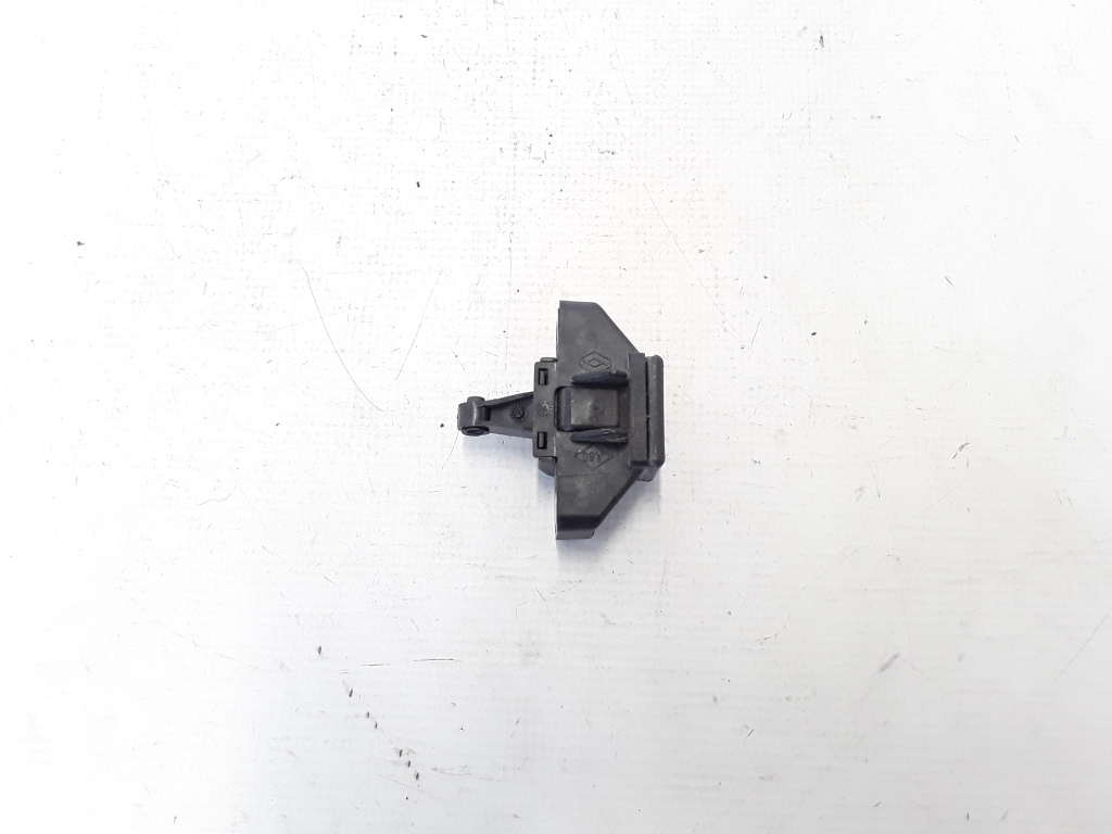 Used RENAULT Thalia Trunk lid lock 7700838546
