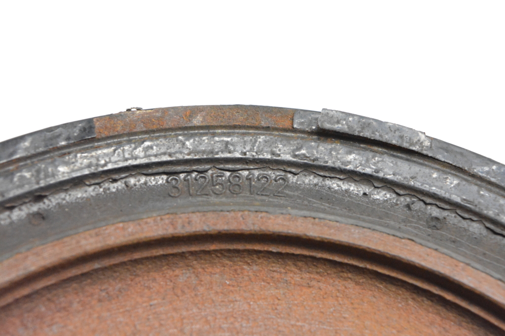 Used VOLVO S60 Crankshaft Pulley 31258122