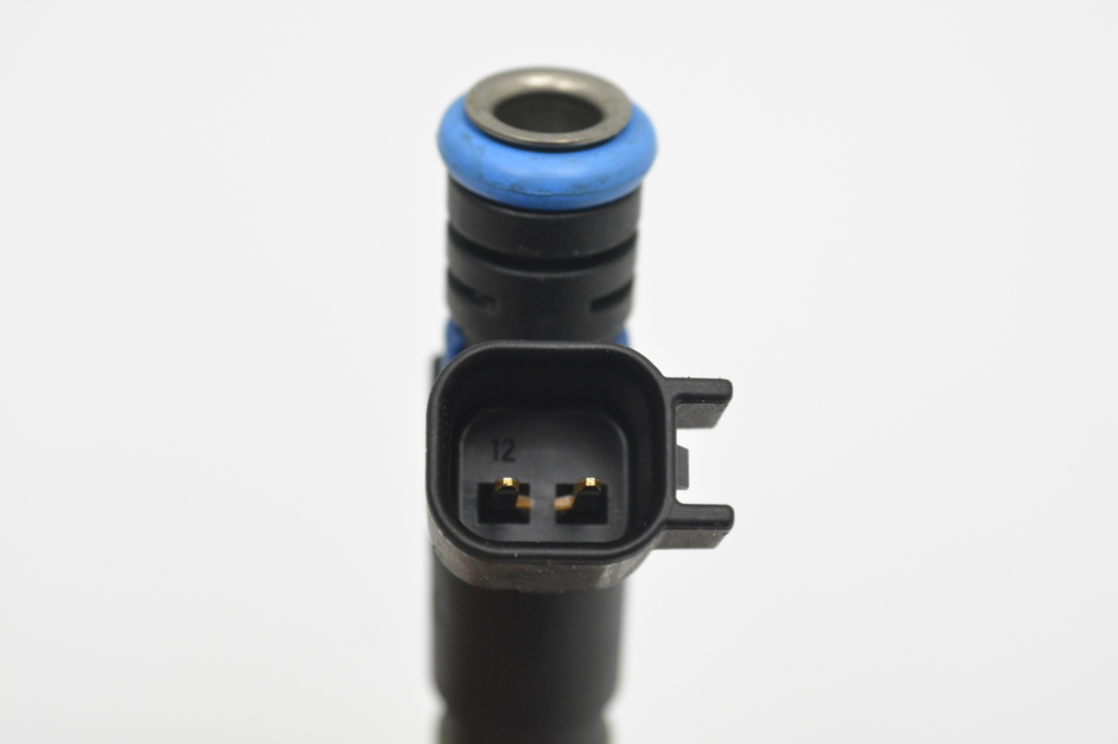 Used Opel Mokka Fuel injector 55562599