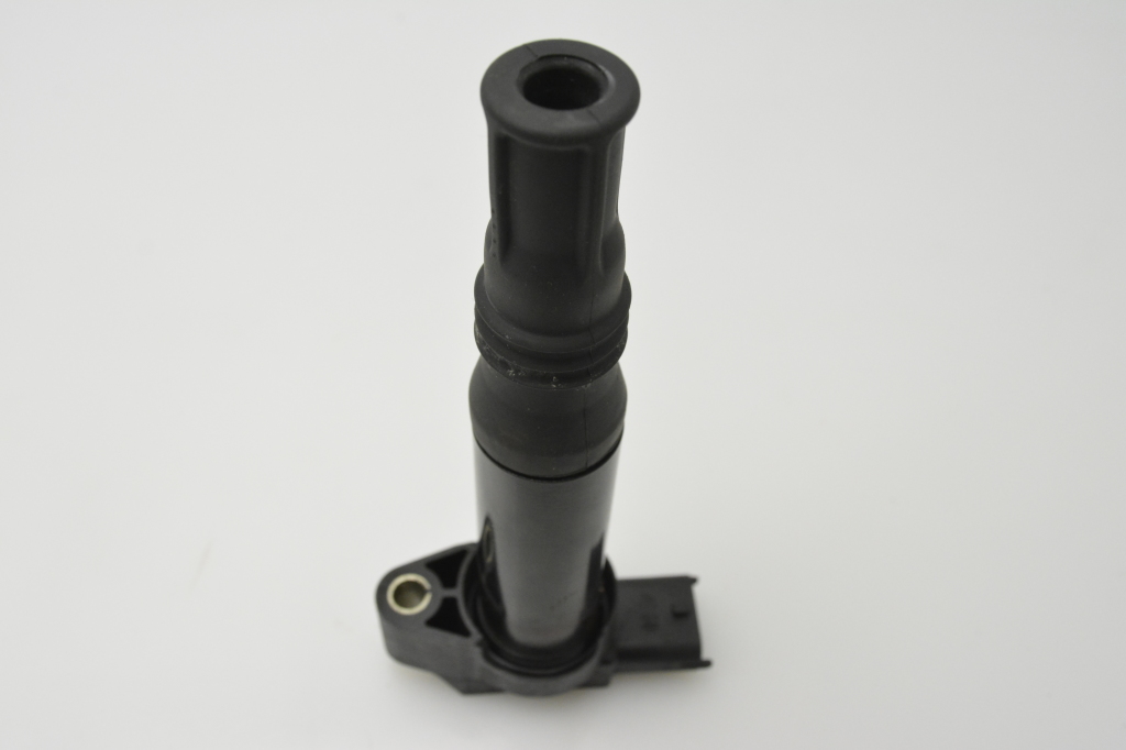 Used Peugeot 208 Ignition coil 9671214580