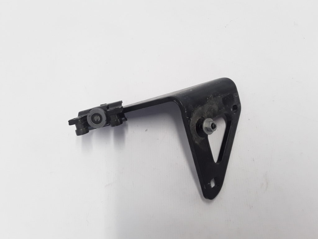 Used RENAULT Trafic Sliding door bracket 745965439R