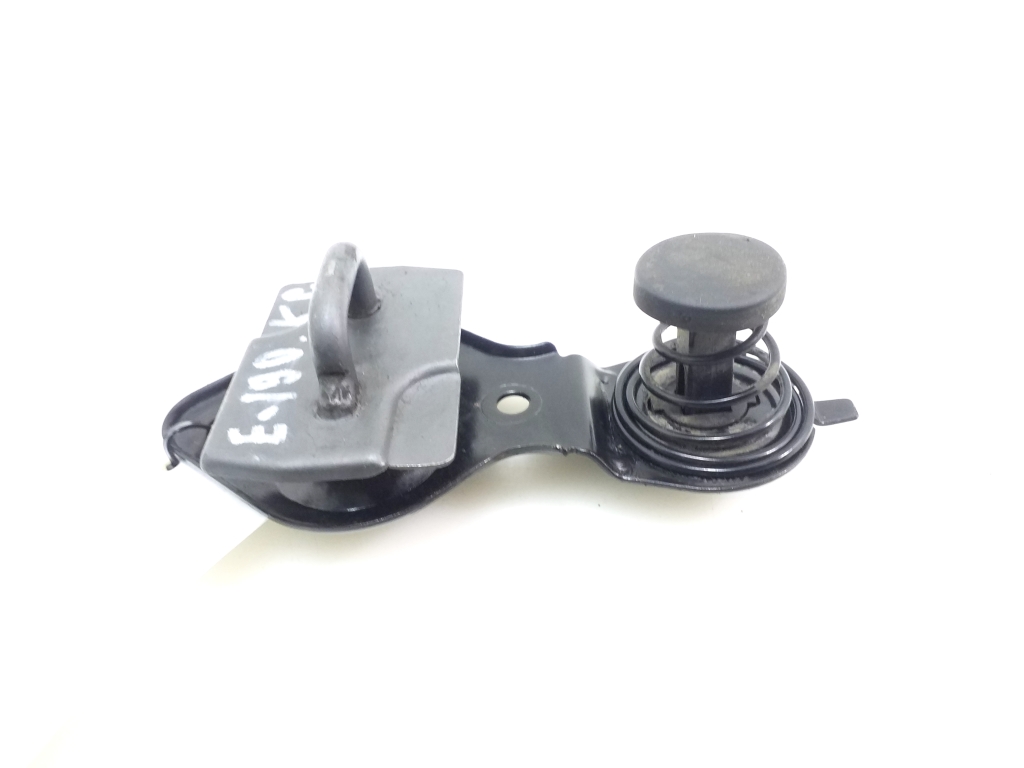 Used Mercedes Benz E-Class Other part of the bonnet A2118800360