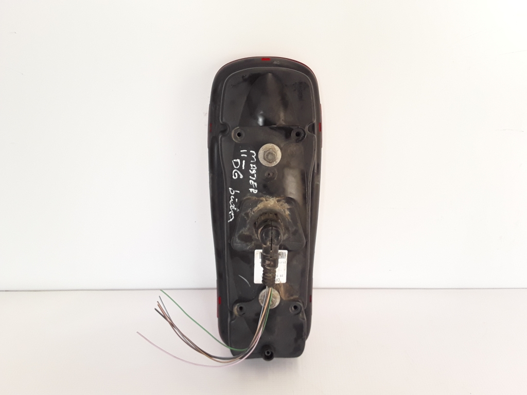 Used RENAULT Master Rear corner lamp 265500292R