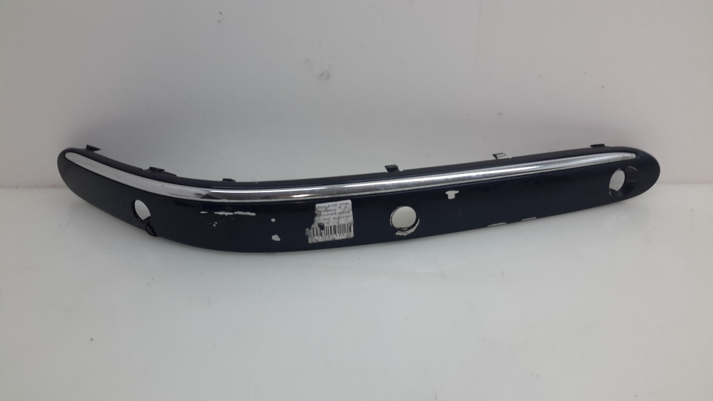 Used Mercedes Benz S-Class Front bumper trim strip A2208850421