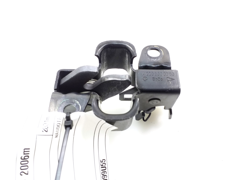Used Mercedes Benz CL-Class Engine cover lock A2208800060