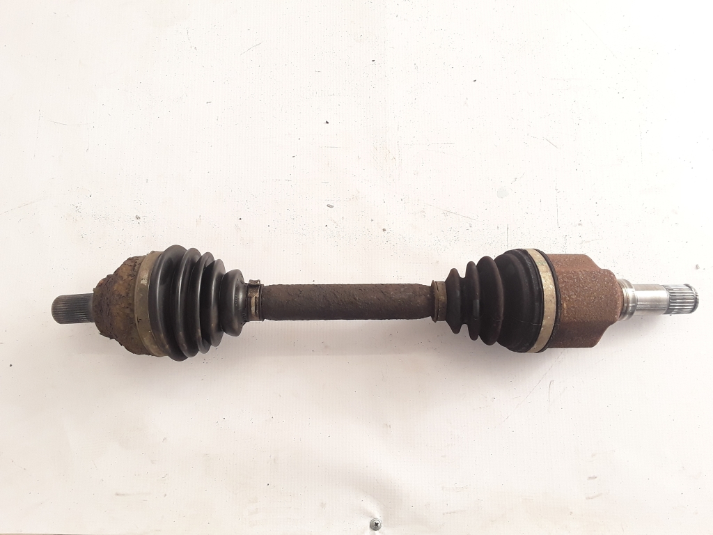 Used VOLVO C30 Half axle front and its details 36000552