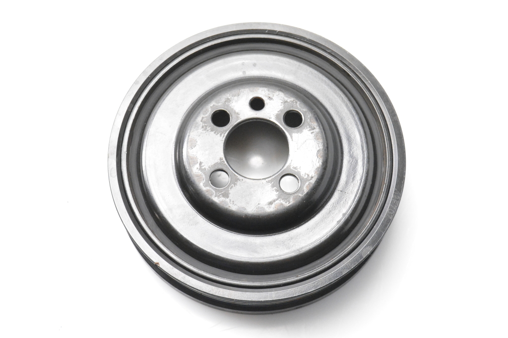 Used Volkswagen Golf Crankshaft Pulley 04L105243
