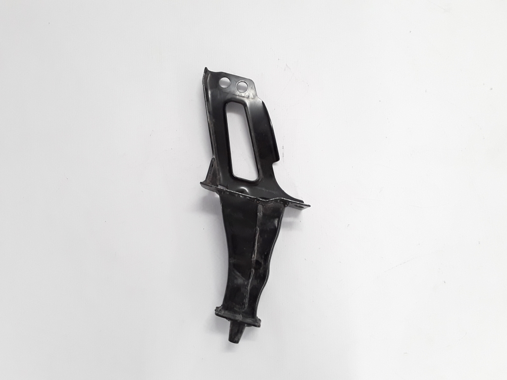 Used VOLVO S60 Another detail of the front bumper beam 31329799