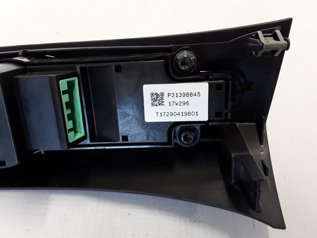 Used VOLVO S90 Interior shoulder control panel 31398845