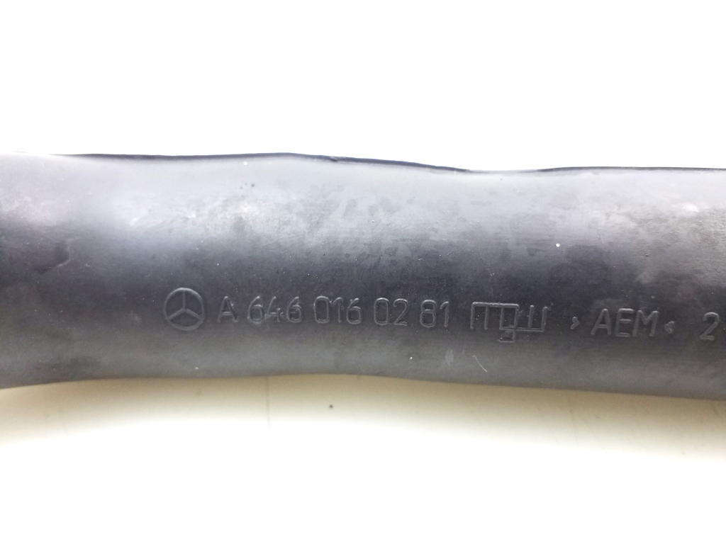 Used Mercedes Benz E-Class The sensor is different A6460160030