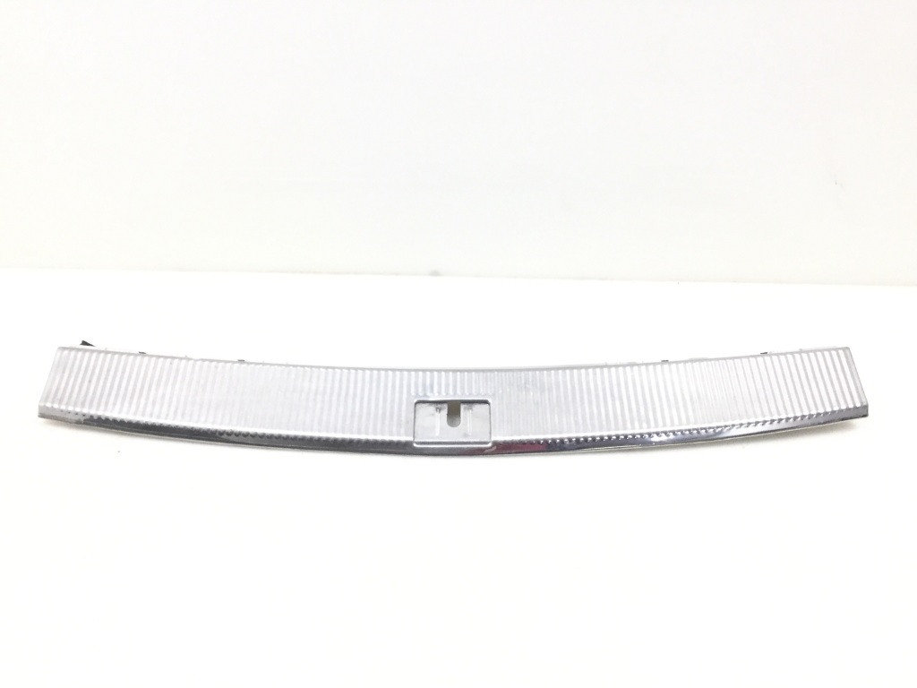 Used Volkswagen Touareg Trunk interior trim 7L6863459