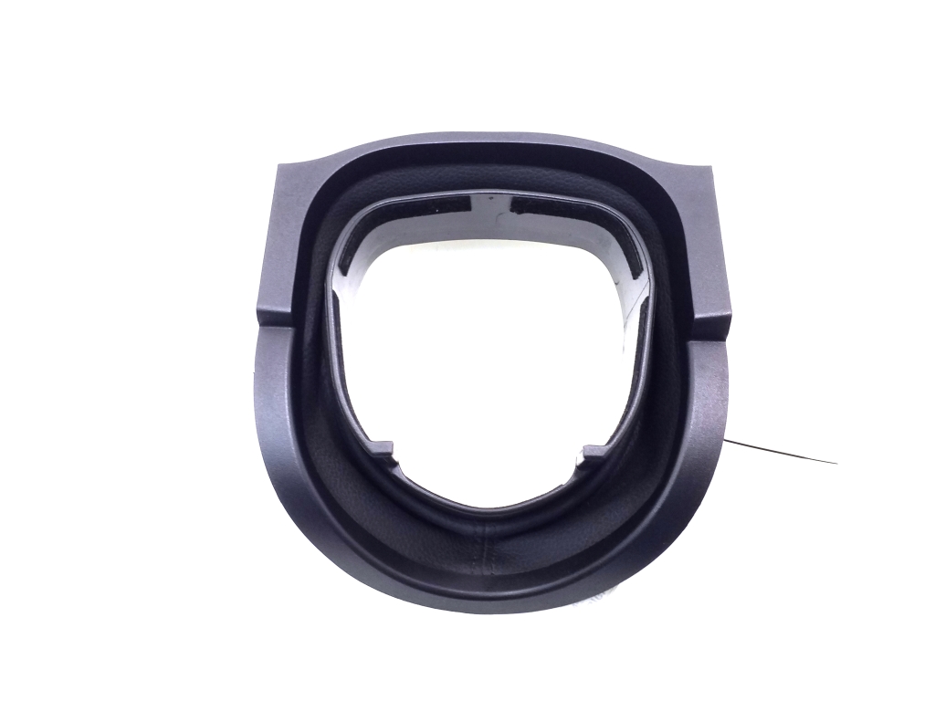 Naudotas Mercedes Benz GL-Class Vairolazdės vidinė apdaila A1644600095