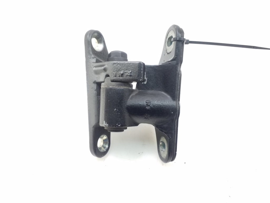 Used Mercedes Benz R-Class Front door lower hinge A2517201637