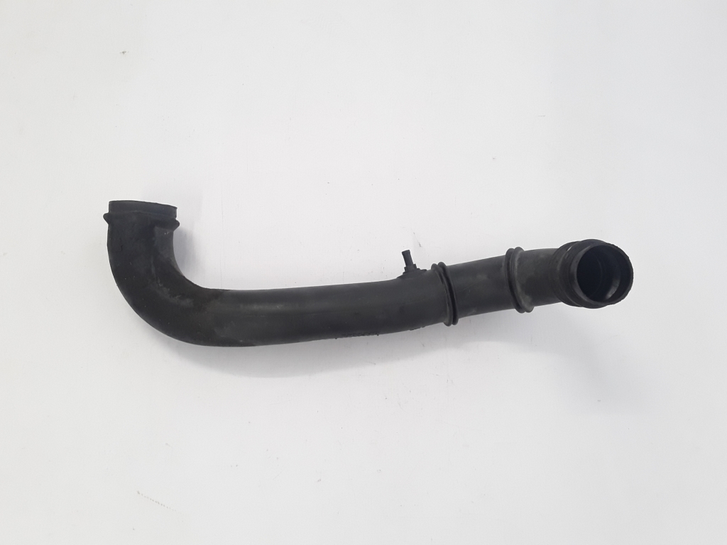 Used VOLVO XC90 Air intake hose 30645294