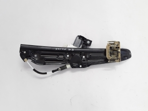 Used BMW 5 SERIES Rear side door window motor 51337271564