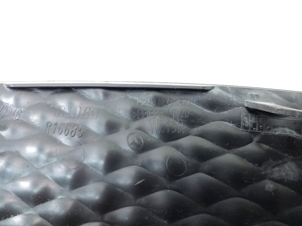 Used Mercedes Benz E-Class Front bumper fog lamp cover A2138851600