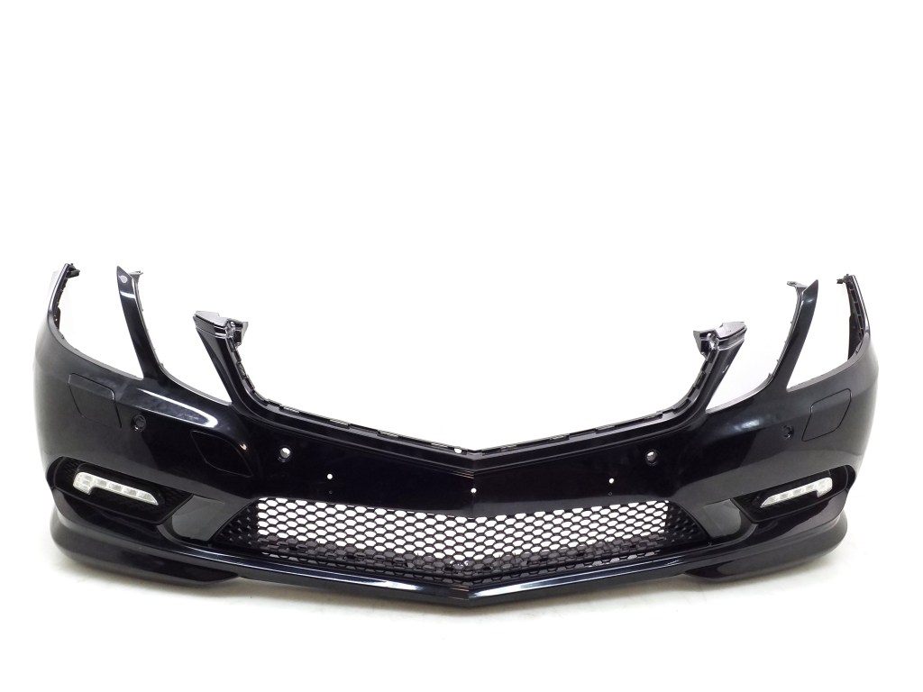 Naudotas Mercedes Benz E-Class Priekinis bamperis ir jo detalės ...