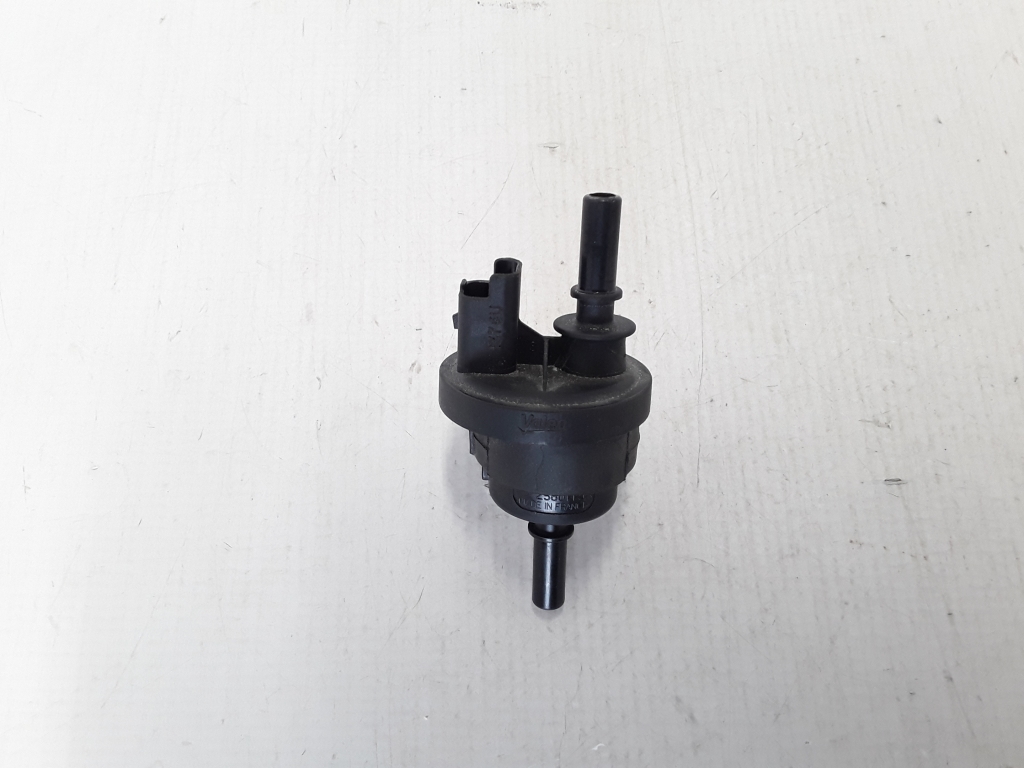 Used RENAULT Megane Valve other 2580119A
