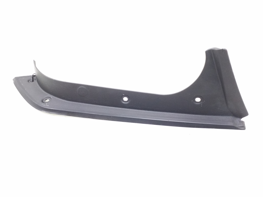 Used Mercedes Benz E-Class Other detail of the trunk interior A2076930233