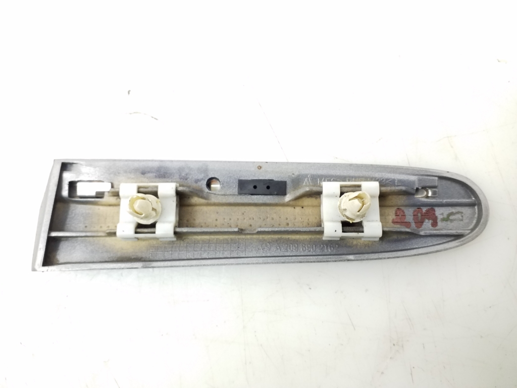 Used Mercedes Benz C-Class Front wing bar A2096902162