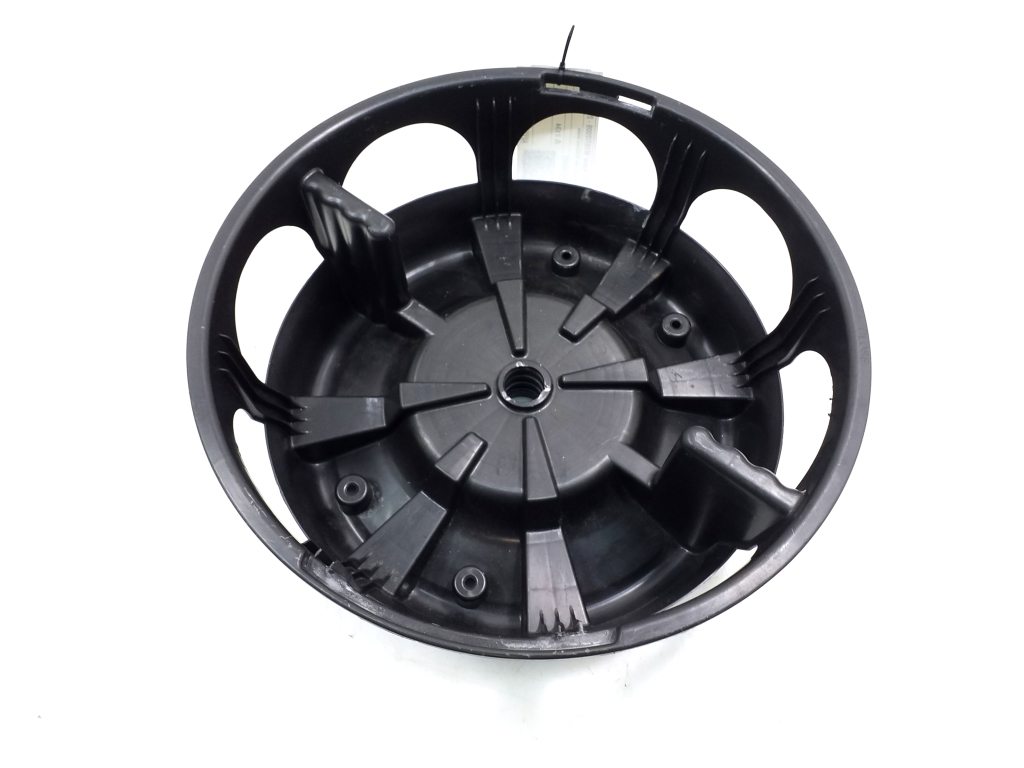 Used Mercedes Benz E-Class Spare wheel mount A2048980007