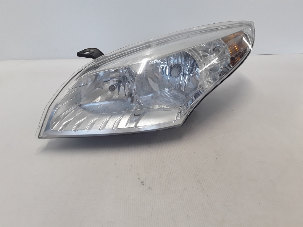 Used RENAULT Megane Headlights 260600017R