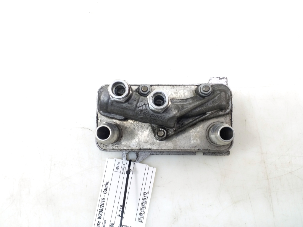 Used Mercedes Benz E-Class Oil cooler A0995001900