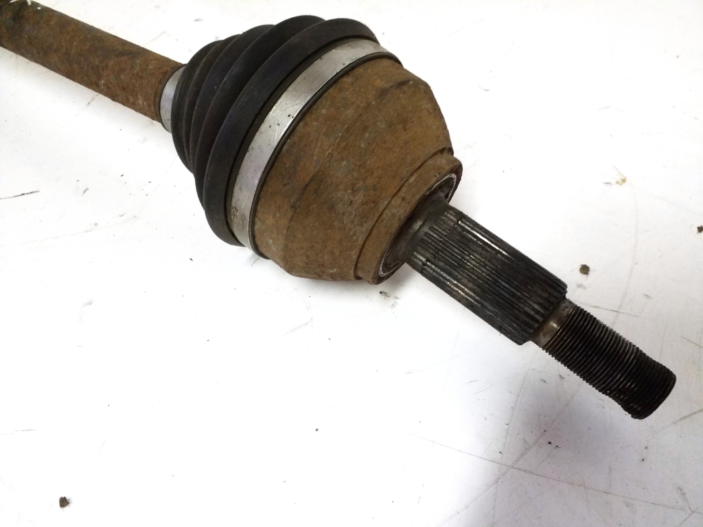 Used NISSAN Pathfinder Rear axle and its details