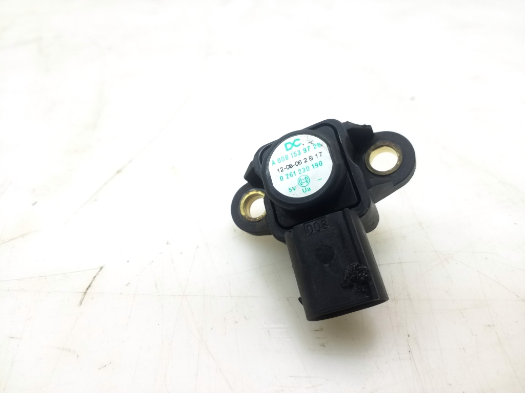 Used Mercedes Benz CLS-Class Air pressure sensor A0061539728