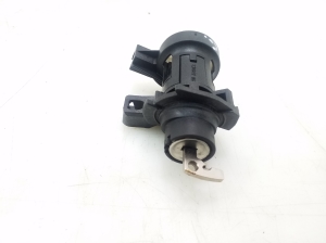 Used Mercedes Benz CLS-Class Tailgate lock A2047500061