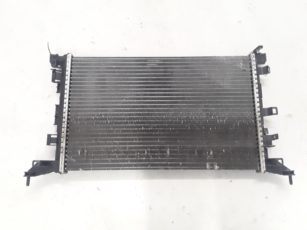 Used RENAULT Laguna Cooling radiator and its parts 214100001R