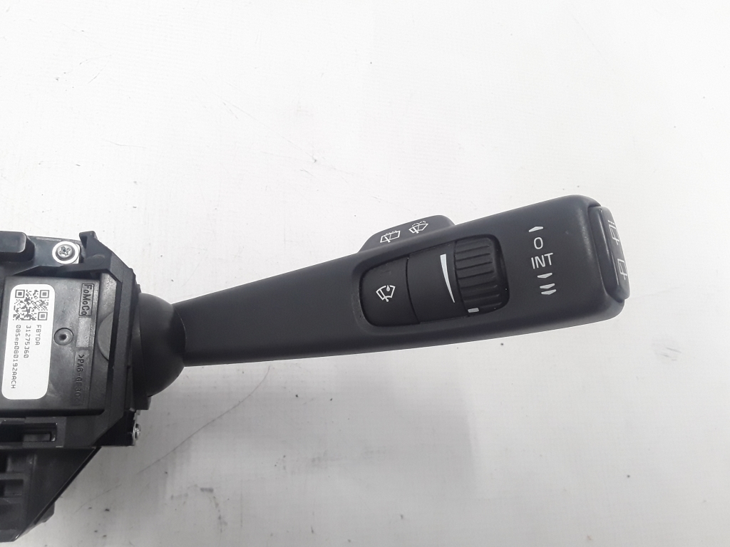 Used VOLVO XC60 Switch and its parts