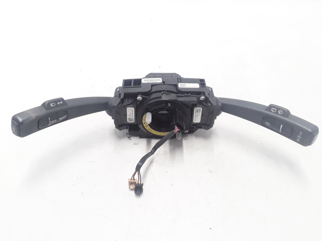 Used VOLVO XC60 Switch and its parts
