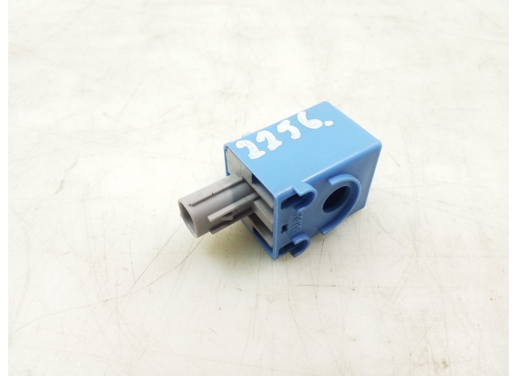 Used LEXUS IS Relay 8974730040