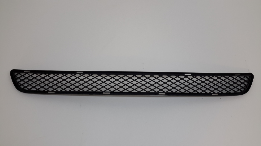 Used Mercedes Benz ML-Class Front bumper lower grille A1648850223