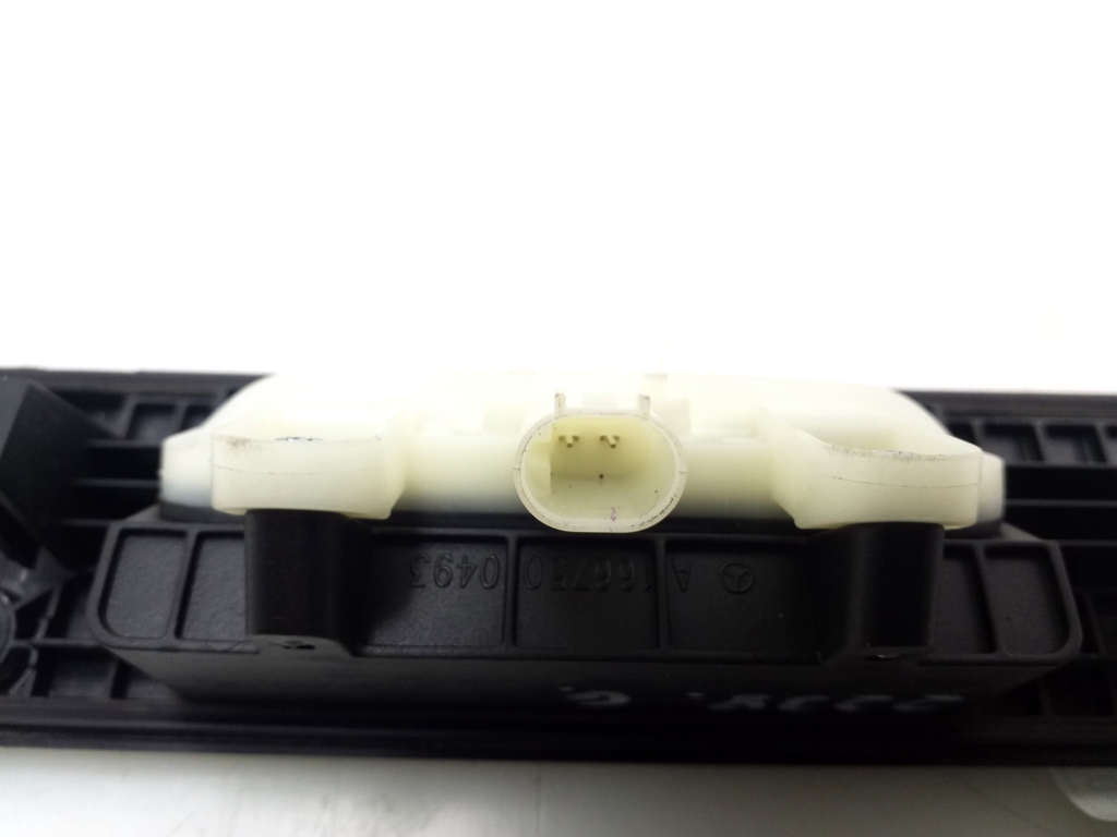 Used Mercedes Benz Vito Outer boot handle A2218702410