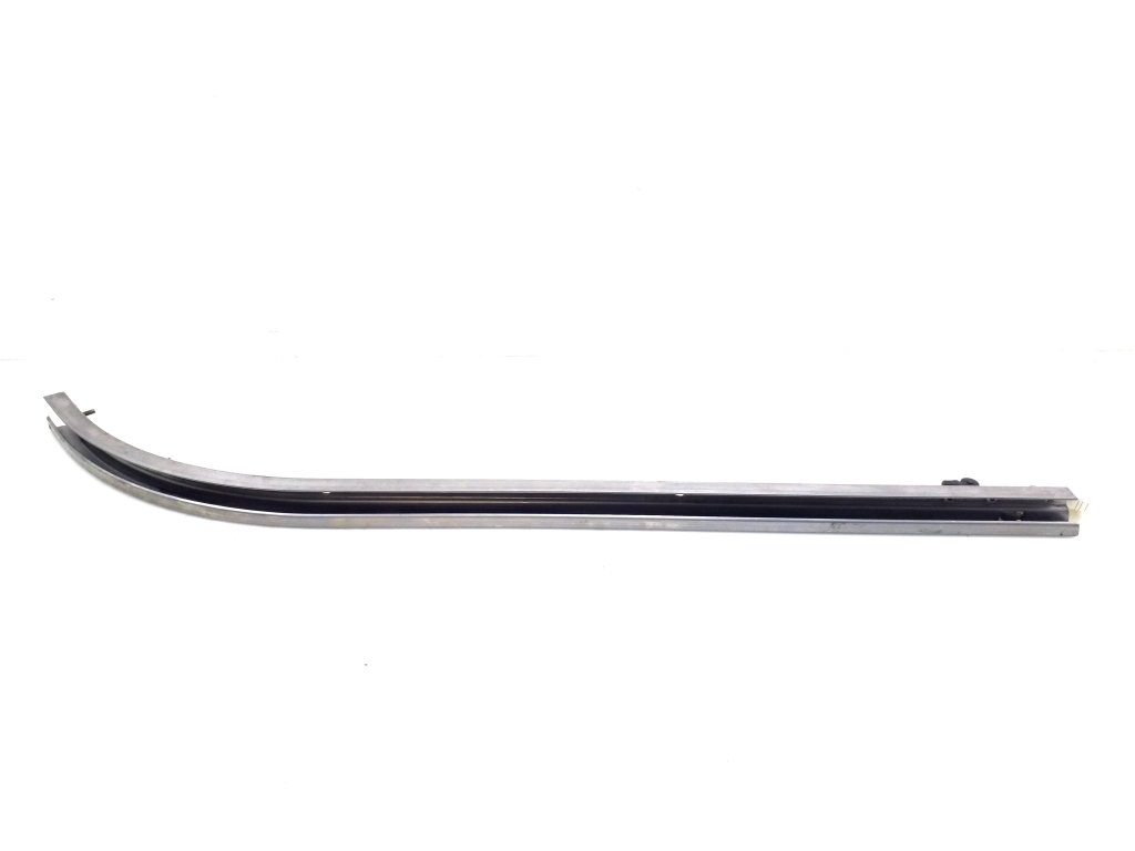 Naudotas Mercedes Benz Vito Slankiojančių durų pavaža A6397600335