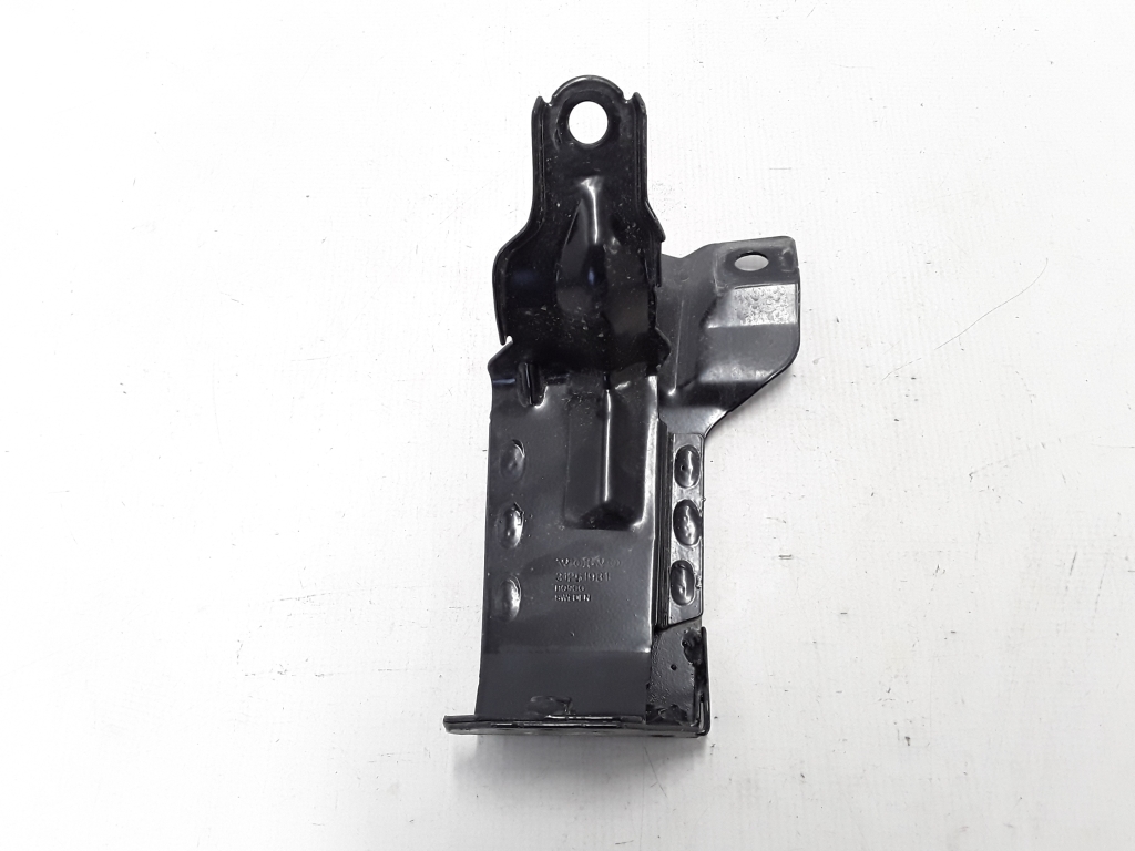 VOLVO XC60 Radiator Holder 31261931 22308915 - Used parts online ...