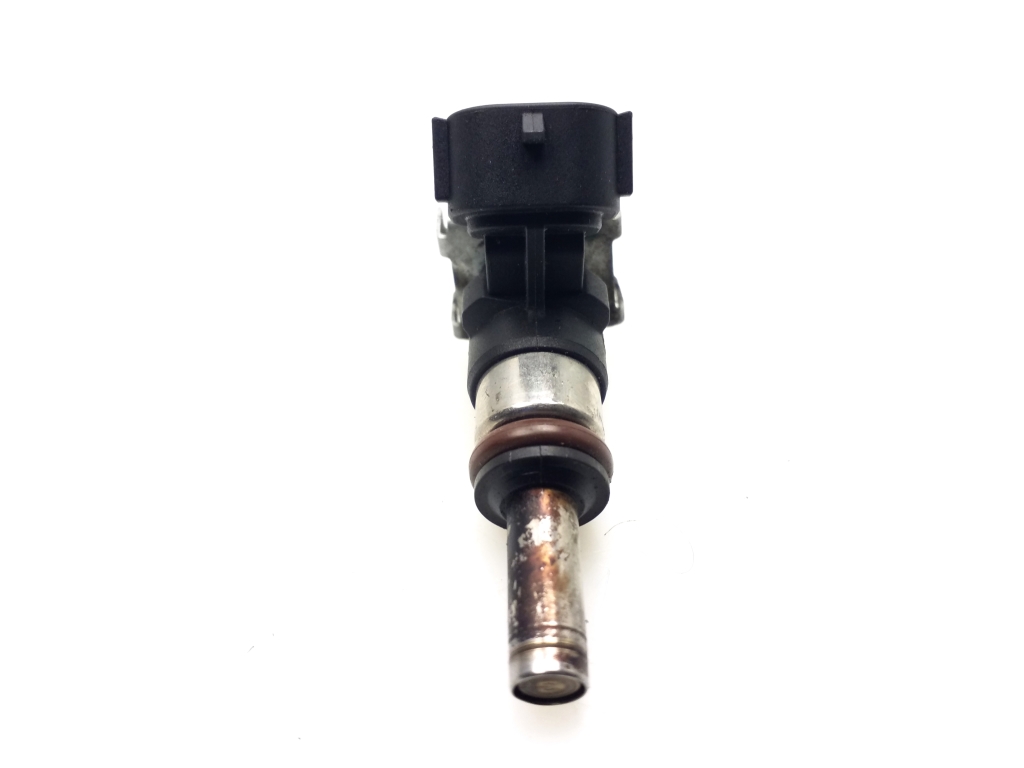 Used Volkswagen Polo Fuel injector 06L906031A