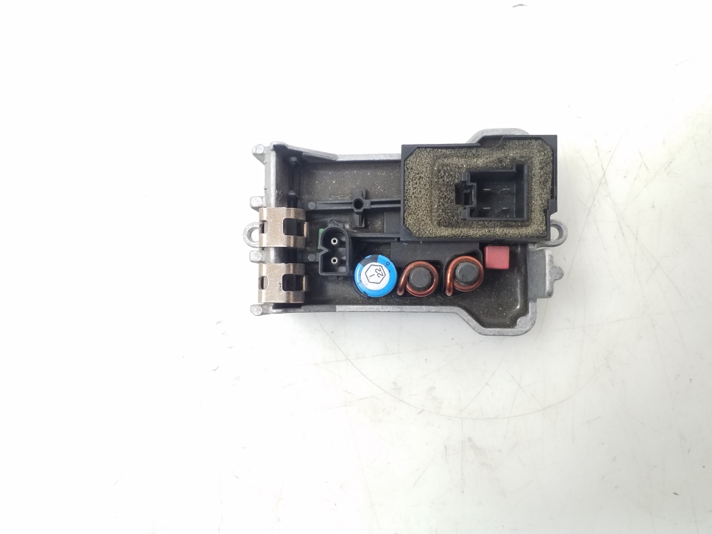 Used Mercedes Benz E-Class Cabin shoulder motor resistance A2308210251