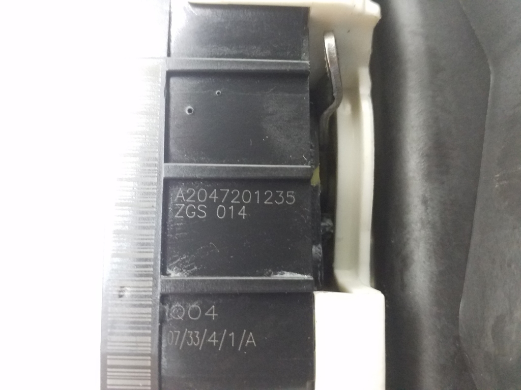 Used Mercedes Benz C-Class Front door lock A2047201235