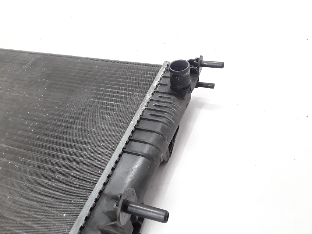 Used RENAULT Megane Cooling radiator 214100014R