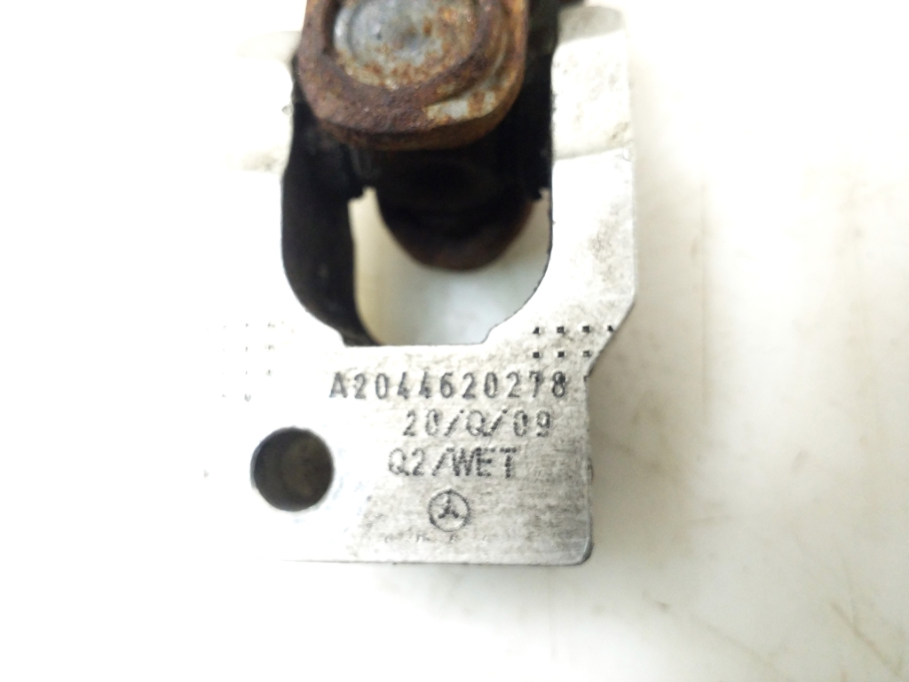 Used Mercedes Benz C-Class Steering wheel cross A2044620278