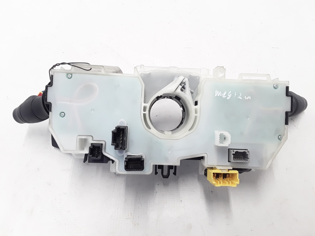 Used RENAULT Megane Steering coil 255670017R