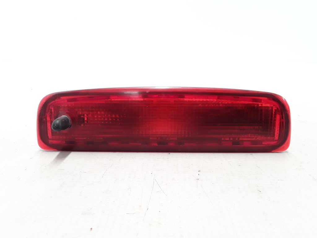 Used Dacia Logan Additional stop light 8200690118